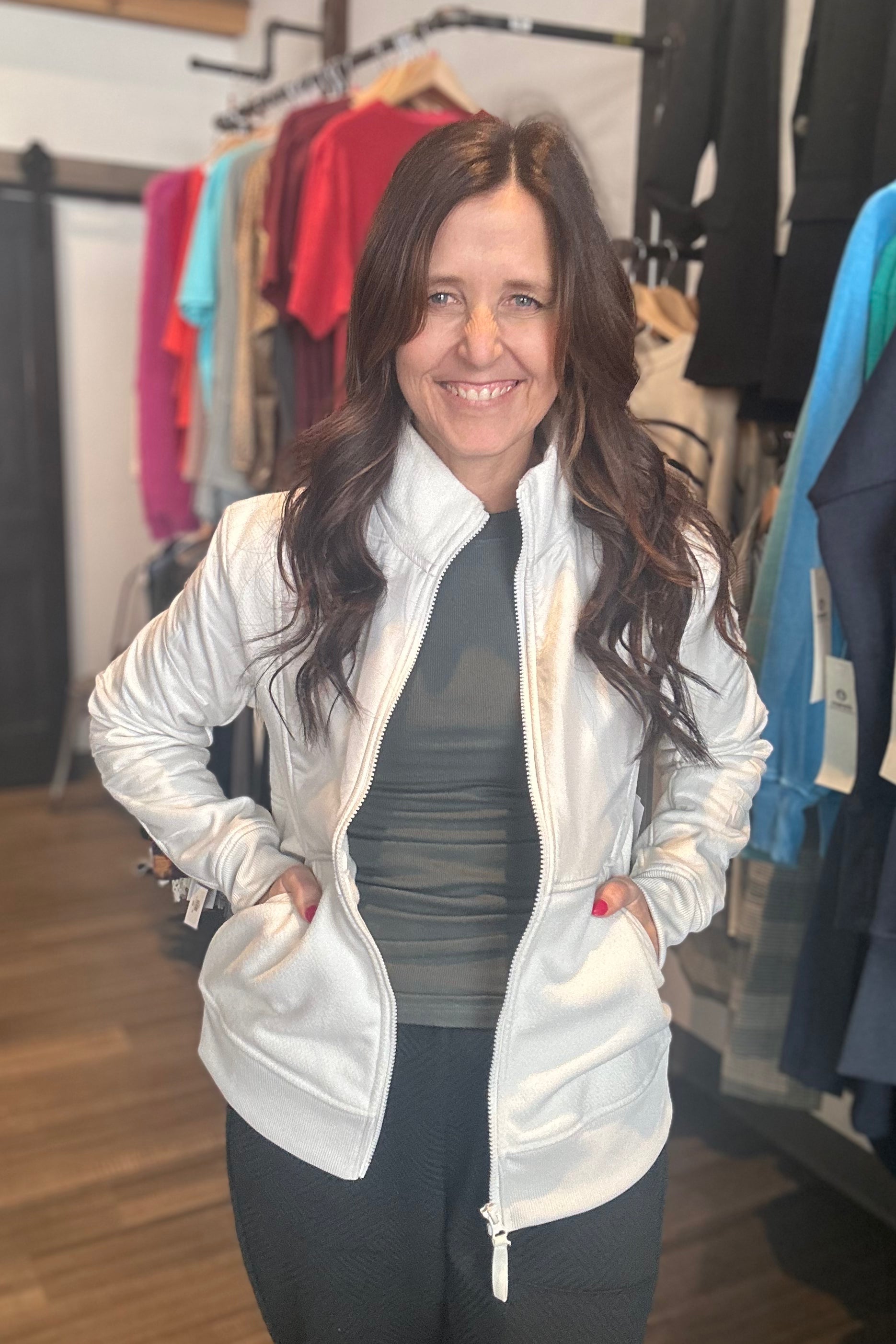 Long Sleeves | The Funky Zebras Boutique | Ames, IA – The Funky Zebra Ames